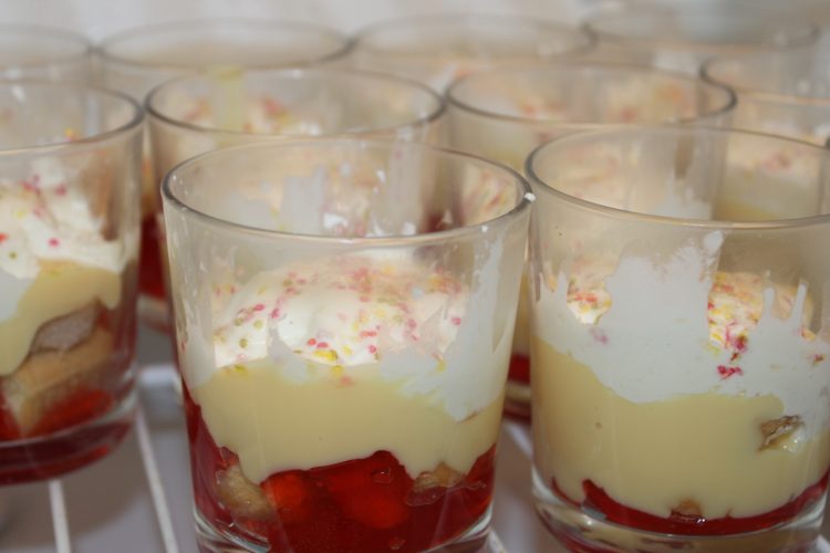 Mini Trifles - Rachel's Creative Cooking